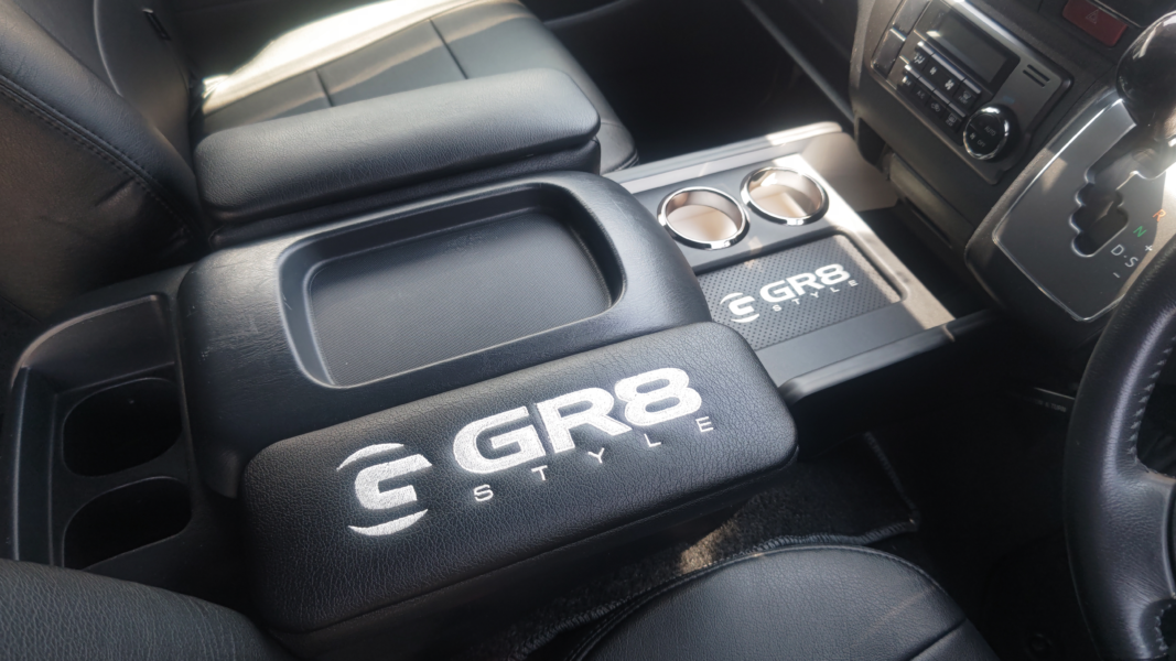 GR8のオリジナル商品をご紹介 | ハイエース専門パーツブランド【GR8】
